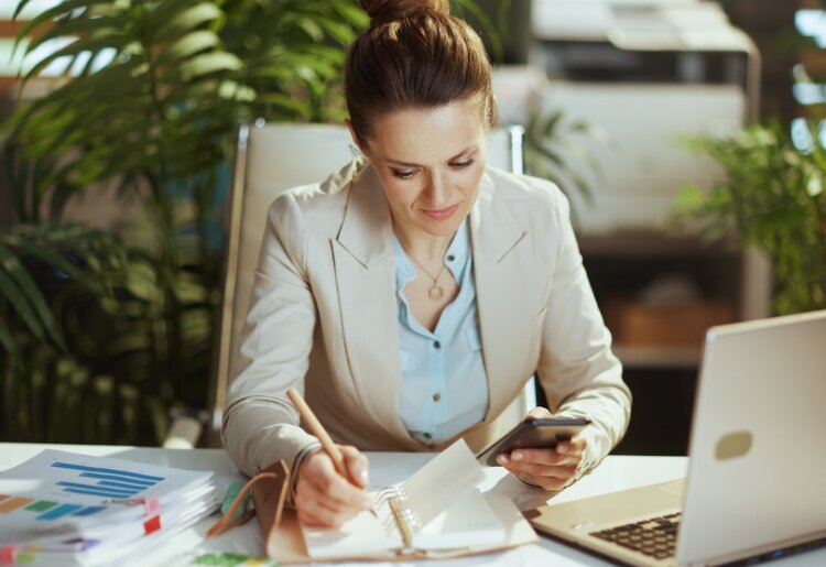 10 Essential Education Verification Tips Before You Hire