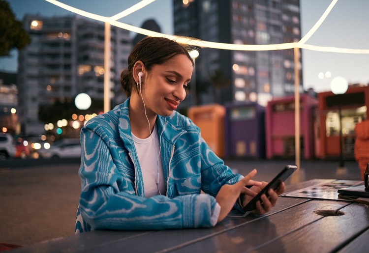 10 Reasons Why Psychic Chat Is Better Online Than In-Person