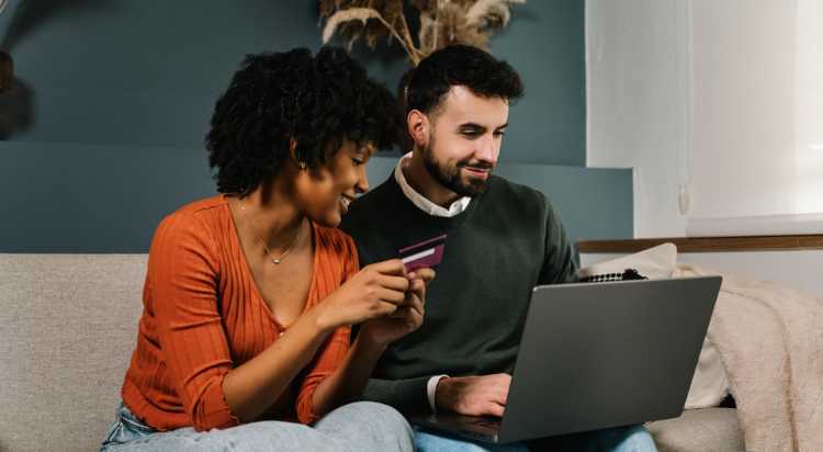 Get the essential information on 0% APR credit cards.